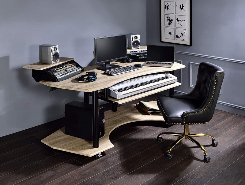 12 Best Studio Desks For Music Production - GlobalDJsGuide